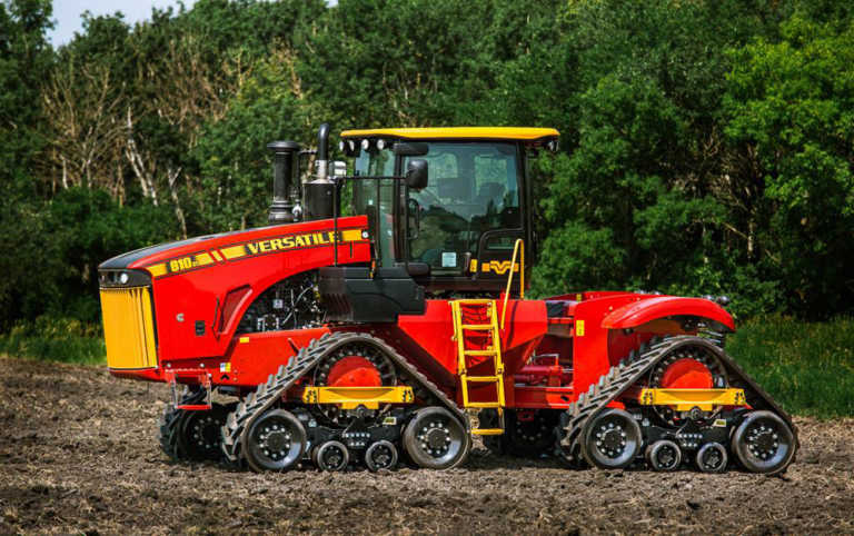 Le premier Versatile 610 Delta Track posera ses chenilles à Mécamaïs ...