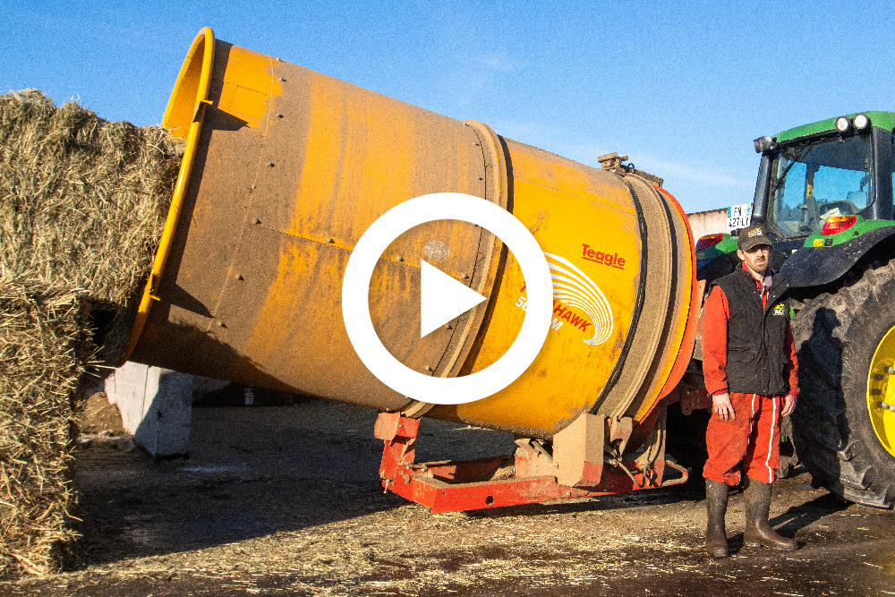 [TÉMOIGNAGE] Bien calibrer le fourrage pour limiter les risques de tri dans la ration – FARM ...