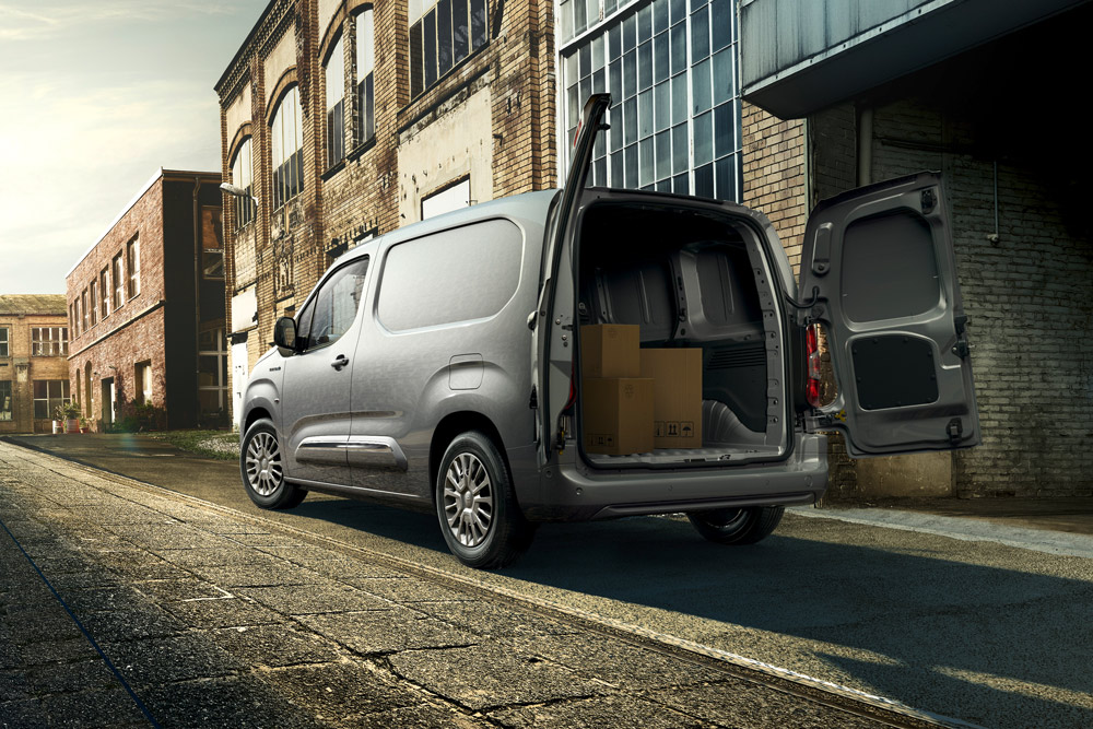 Toyota électrise son fourgon Proace City – FARM Connexion