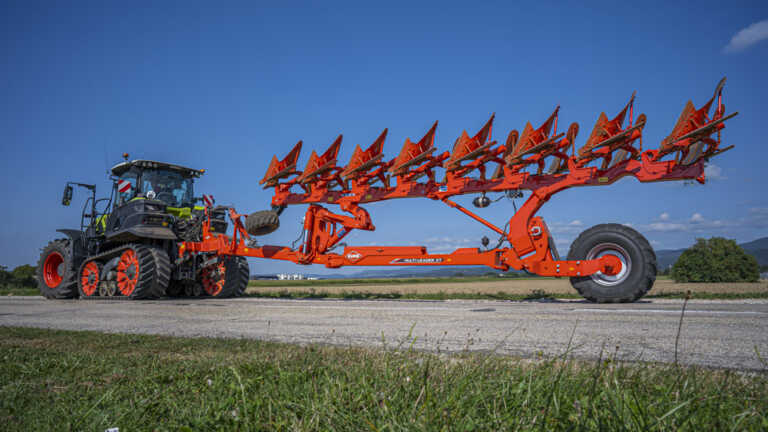 Kuhn Multi-Leader XT : Une charrue monoroue pour grosses puissances ...
