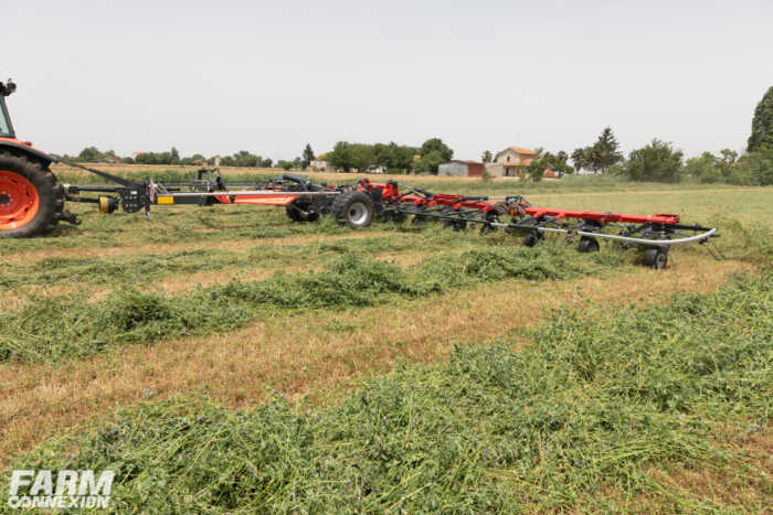 [VIDEO] Vicon lance la Fanex 1564C, une faneuse de 15,6 mètres – FARM ...