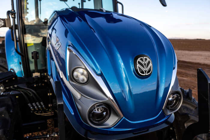 New Holland T4 Electric Power : Autonome et électrique – FARM Connexion