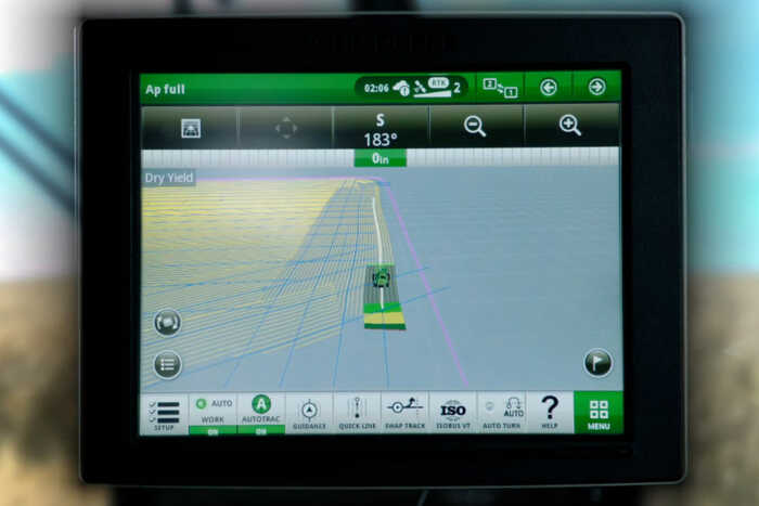 John Deere AutoPath : Précis du semis à la récolte – FARM Connexion