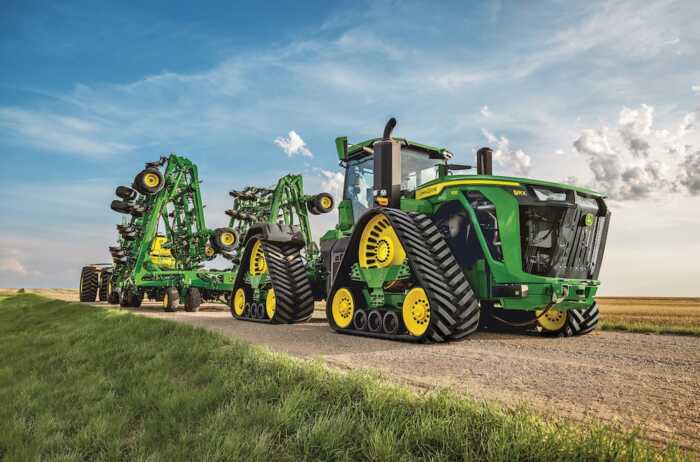 John Deere 9RX 830 : 913 chevaux pour le tracteur de tous les ...