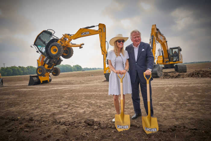 JCB réalise le plus gros investissement de son histoire aux USA – FARM ...