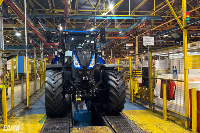 New Holland célèbre 2 millions de tracteurs à Basildon – FARM Connexion