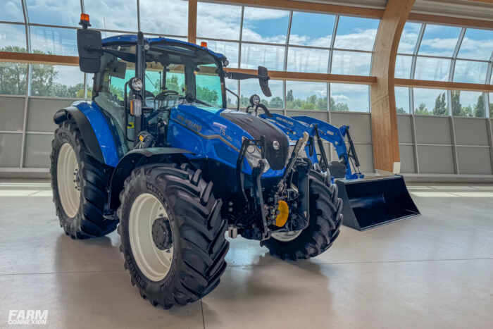 New Holland T5 Dual Command : Du style et des capacités en plus – FARM Connexion