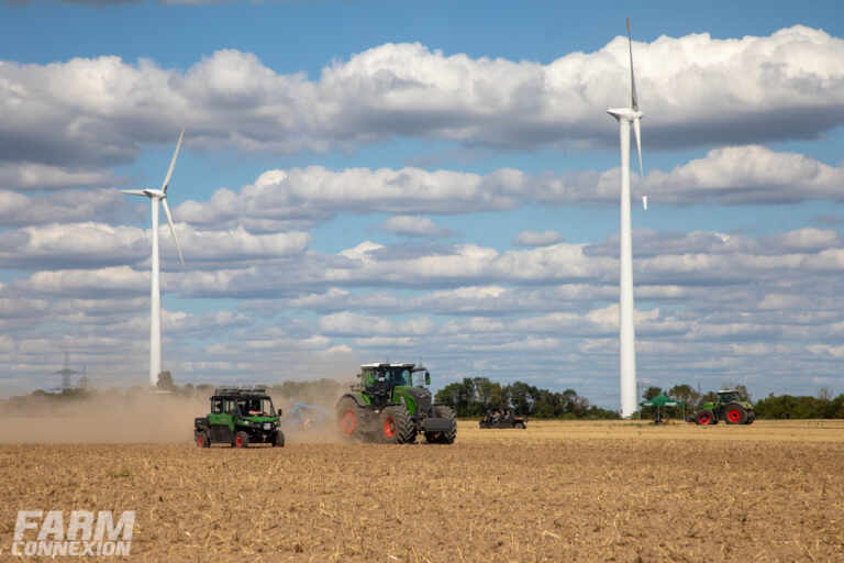 Nouveau Fendt 800 Vario : Jusqu’à 343 chevaux – FARM Connexion